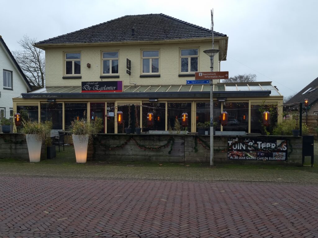 Te koop: Grandcafé De Egelantier met bovenwoning in Hengelo (Gld ...